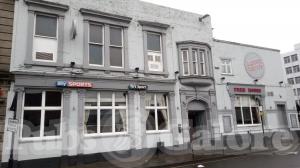 Liquor Vaults in Middlesbrough : Pubs Galore