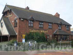 Toby Carvery Salters Wharf in St. Annes Town Centre, Lytham St. Annes ...