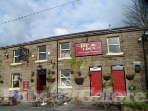 Top Lock in Wheelton (near Chorley) : Pubs Galore