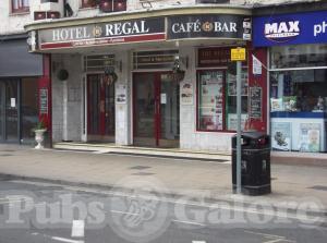 Hotel Regal in Cleveleys Town Centre, Thornton-Cleveleys : Pubs Galore