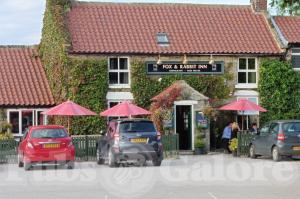 The Fox & Rabbit Inn in Lockton (near Pickering) : Pubs Galore