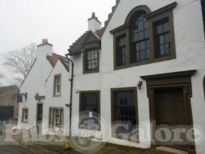 The Cramond Inn in Cramond Village (near Edinburgh) : Pubs Galore
