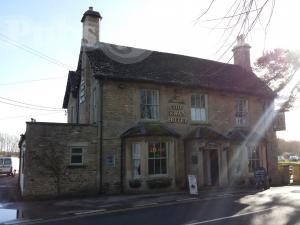 Ye Olde Swan in Radcot-on-Thames (near Bampton) : Pubs Galore