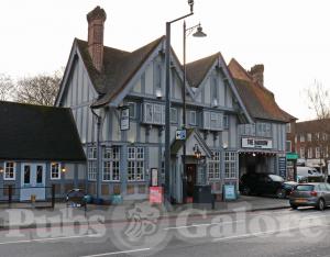 The Harrow Inn in Cheam (near Sutton) : Pubs Galore