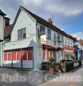 Rhu Bar in Basingstoke : Pubs Galore