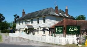 Staunton Arms in Rowlands Castle (near Havant) : Pubs Galore