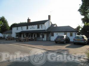 The Henny Swan in Great Henny (near Sudbury) : Pubs Galore
