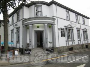 The Bank in Brecon : Pubs Galore