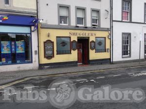 Smugglers in Ayr : Pubs Galore