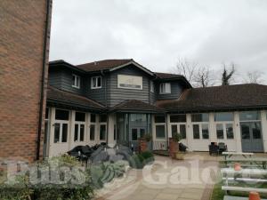 Cuttle Bridge Inn in Minworth (near Sutton Coldfield) : Pubs Galore