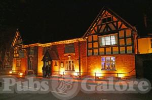 The Crown in Albrighton (near Wolverhampton) : Pubs Galore