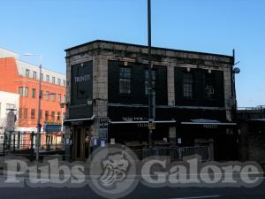 Trinity in Harrow : Pubs Galore