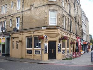 Bar Brig in Leith, Edinburgh : Pubs Galore