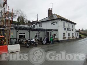 The Bridge Inn in Upper Woodford (near Salisbury) : Pubs Galore