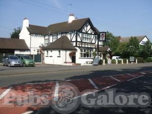Red White & Blue in Featherstone (near Wolverhampton) : Pubs Galore