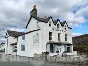 The Queens Hotel in Harlech : Pubs Galore