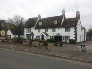 The Pewsham in Pewsham (near Chippenham) : Pubs Galore