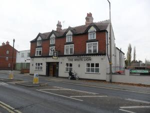 The White Lion in Long Eaton (near Nottingham) : Pubs Galore