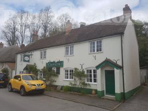 Carriers in Stockton (near Warminster) : Pubs Galore