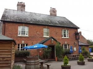 The Kings Arms in All Cannings (near Devizes) : Pubs Galore