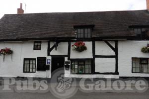 The Holly Bush Inn in Breedon-On-The-Hill (near Derby) : Pubs Galore