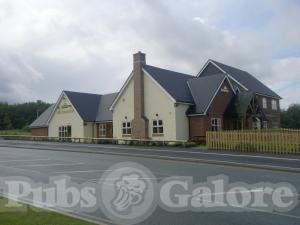 Fieldfare in Astley Village, Chorley : Pubs Galore