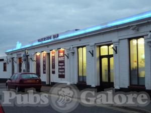 Waterside Bar in Hunstanton : Pubs Galore