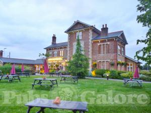 Toby Carvery Stafferton Lodge in Maidenhead : Pubs Galore