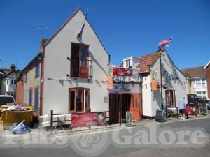 Pelican Bar & Grill in Aldeburgh : Pubs Galore