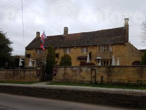 The Hollies Hotel in Bower Hinton (near Martock) : Pubs Galore