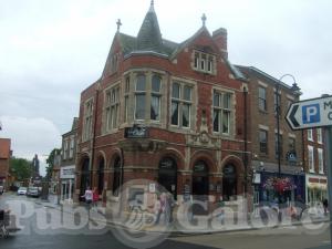 Bar Paradise in Selby : Pubs Galore