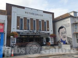 The Peter Cushing (JD Wetherspoon) in Whitstable : Pubs Galore