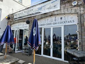 The Prince William in Brixham : Pubs Galore
