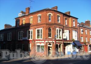 The Corner House in Crediton : Pubs Galore