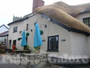The Ring Of Bells in Cheriton Fitzpaine (near Crediton) : Pubs Galore