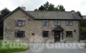 The Sun Inn in St Harmon (near Rhayader) : Pubs Galore