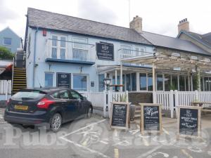 Ship Inn in Tresaith (near Cardigan) : Pubs Galore
