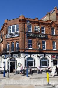 Mariners Bar in Ramsgate : Pubs Galore