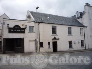 Lewis Bar in Stornoway (near Lewis) : Pubs Galore