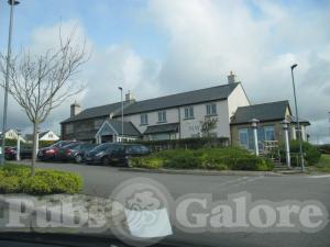 The May Tree in Turnpike Cross, Helston : Pubs Galore