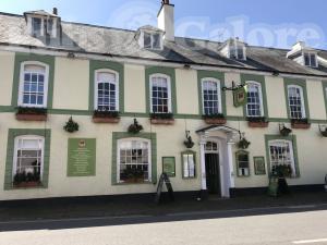 Dunster Castle Hotel in Dunster (near Minehead) : Pubs Galore