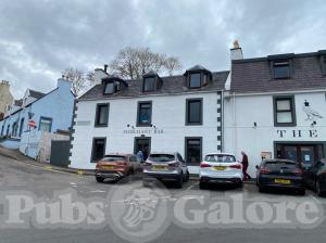 The Merchant Bar @ Bosville Hotel in Portree : Pubs Galore