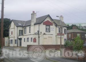 The South Bank Hotel in Runcorn : Pubs Galore