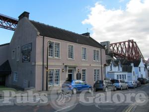 Ferrybridge Hotel in North Queensferry (near Inverkeithing) : Pubs Galore