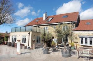 Dambusters Inn in Scampton (near Lincoln) : Pubs Galore