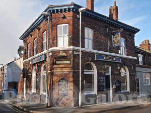 The Lion in Runcorn : Pubs Galore