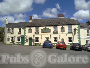 The Crooked Spire Inn in Ermington (near Ivybridge) : Pubs Galore
