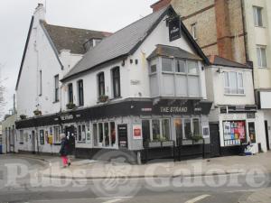 The Strand in Exmouth : Pubs Galore