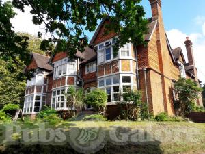 Tree Hotel in Iffley, Oxford : Pubs Galore