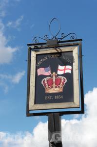 Crown Point Tavern in Trowse (near Norwich) : Pubs Galore